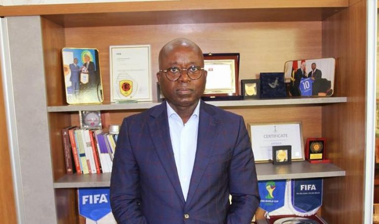 Artur Almeida e Silva pretende recandidatar-se a liderança da FAF ...